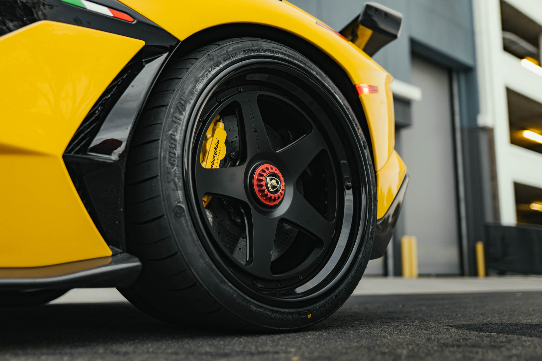 Lamborghini Aventador SVJ | DC005R - AL13 WHEELS